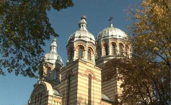 resfintirea-catedralei-din-tecuci - Basilica.ro