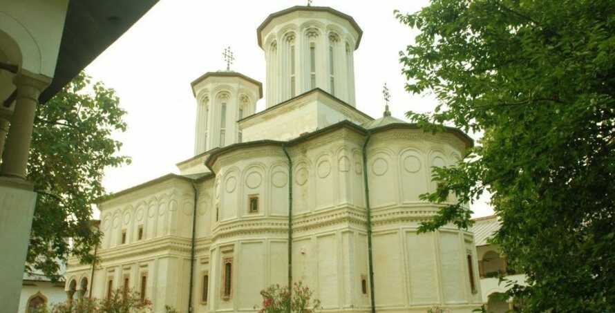 01-pestera-sf-teodora-sihla-2011 - Basilica.ro