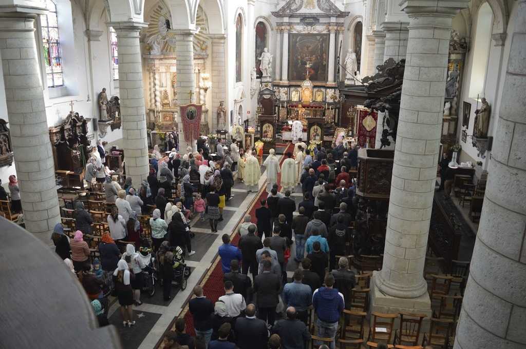 Pruncii sunt binecuvântarea familiei, a spus IPS Iosif - Basilica.ro