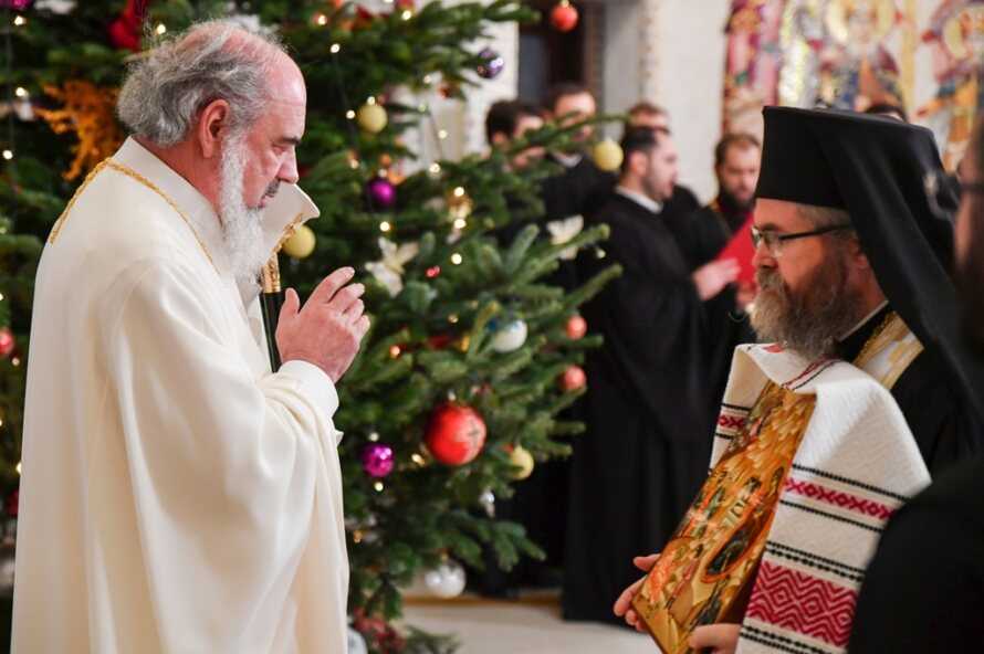 Slujitorii Catedralei Patriarhale la Resedinta Patriarhala (15 ...