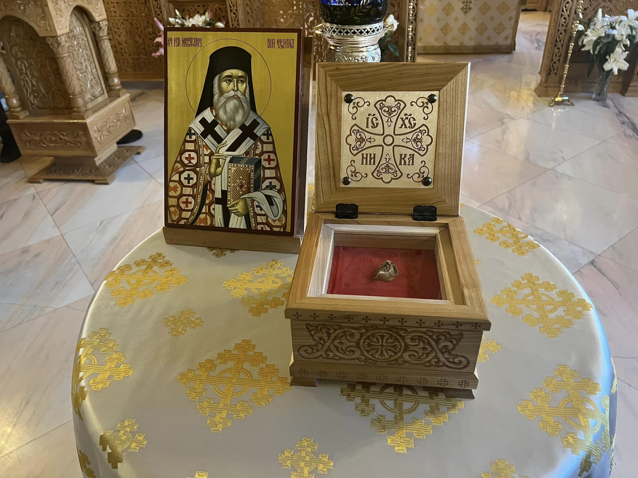Episcopia Basarabiei de Sud a primit un fragment din moaștele Sfântului ...