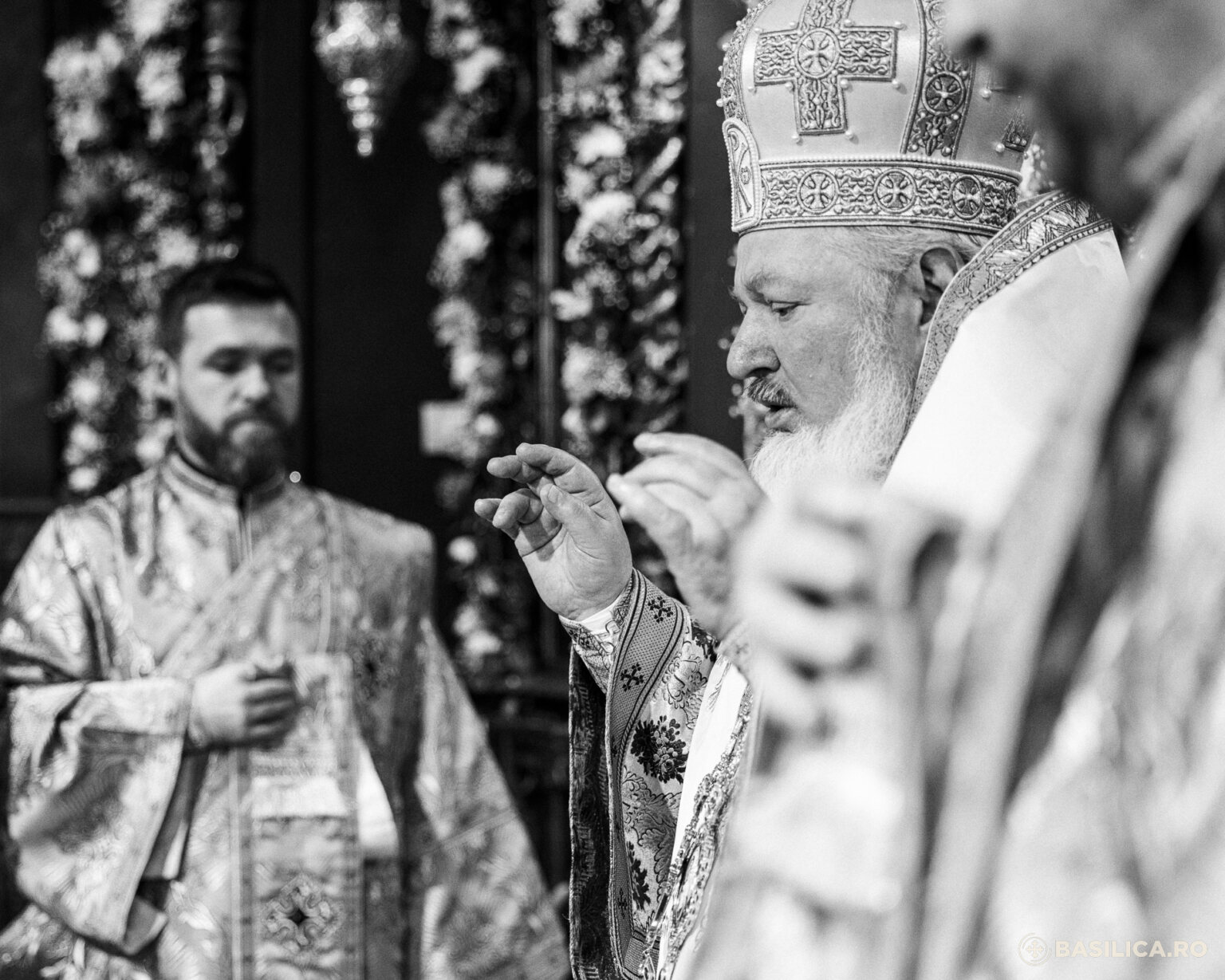 În imagini: Hramul Bisericii „Sfântul Anton” – Curtea Veche din ...