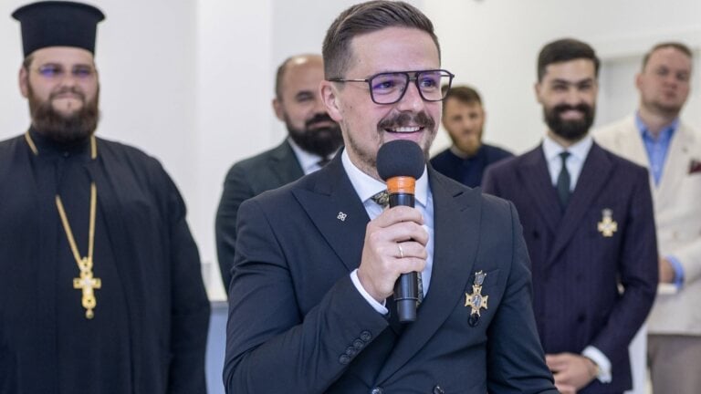 Dr. Iustinian Simion, fiu al Fălticenilor, va primi titlul de Cetățean ...